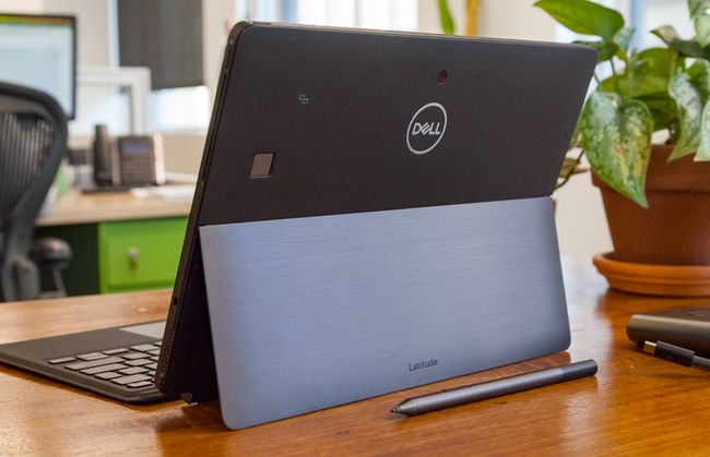 Dell Latitude 5290 2-in-1 - Full Review and Benchmarks | Laptop Mag