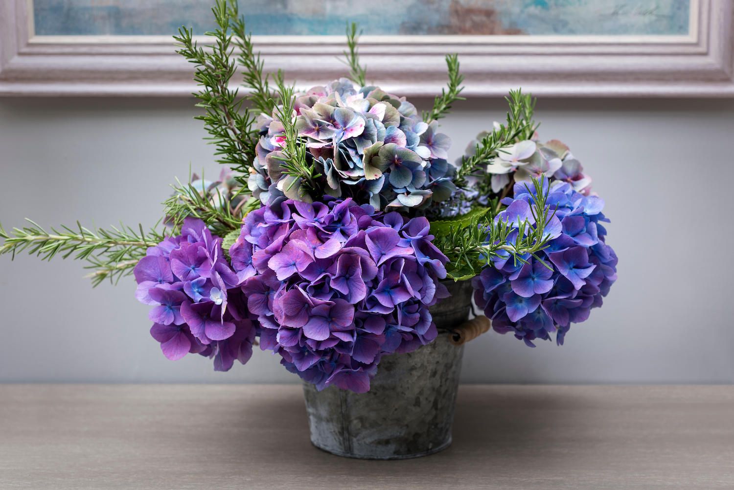 How to take care of hydrangeas in a vase - 5 expert tips | Livingetc