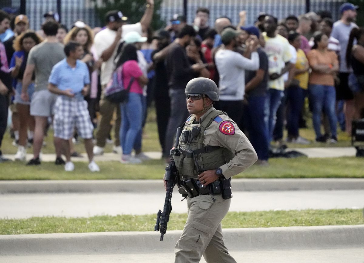 Survivors describe chaotic scenes during Texas mall shooting | The Week