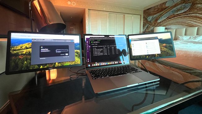 How to separate your screen into two, three, or four Windows using ...