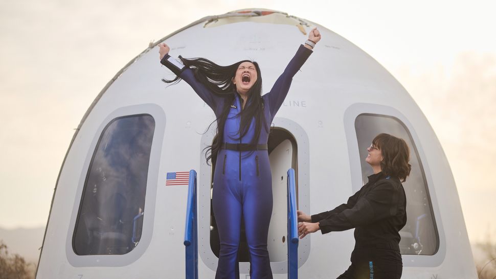 Amanda Nguyen becomes 1st Vietnamese woman to fly to space: 'This ...
