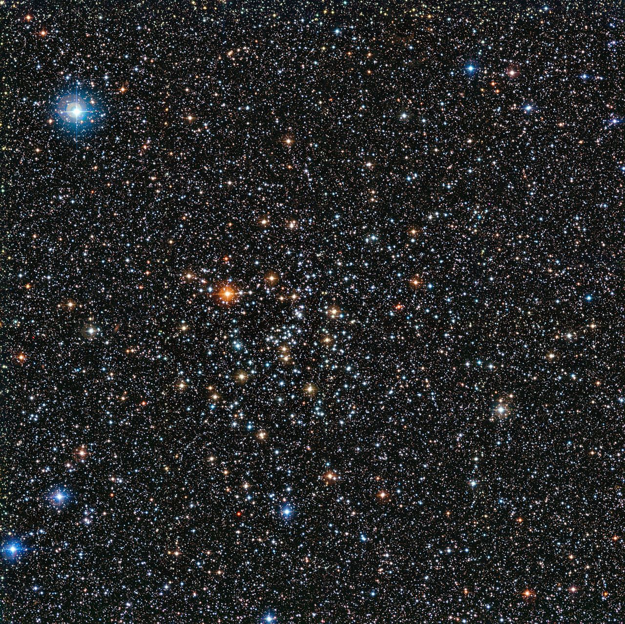 It's Full of Stars! Brilliant Cluster Captured in New Images, Video | Space