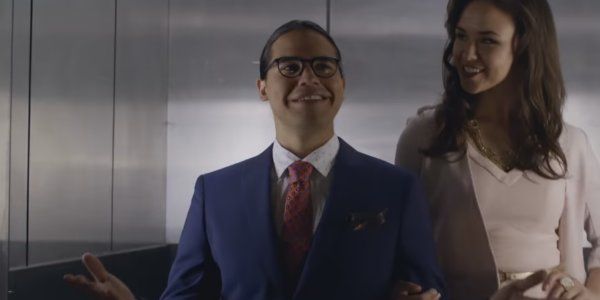 How The Flash Is Changing Cisco For Season 3 | Cinemablend