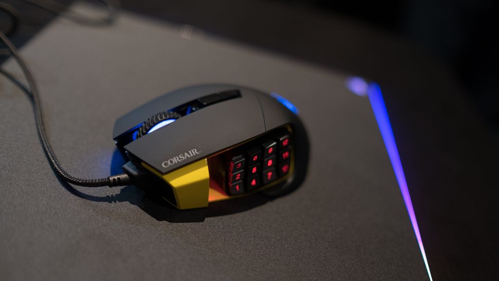 Corsair’s flagship keyboard goes bonkers with a built in light bar ...