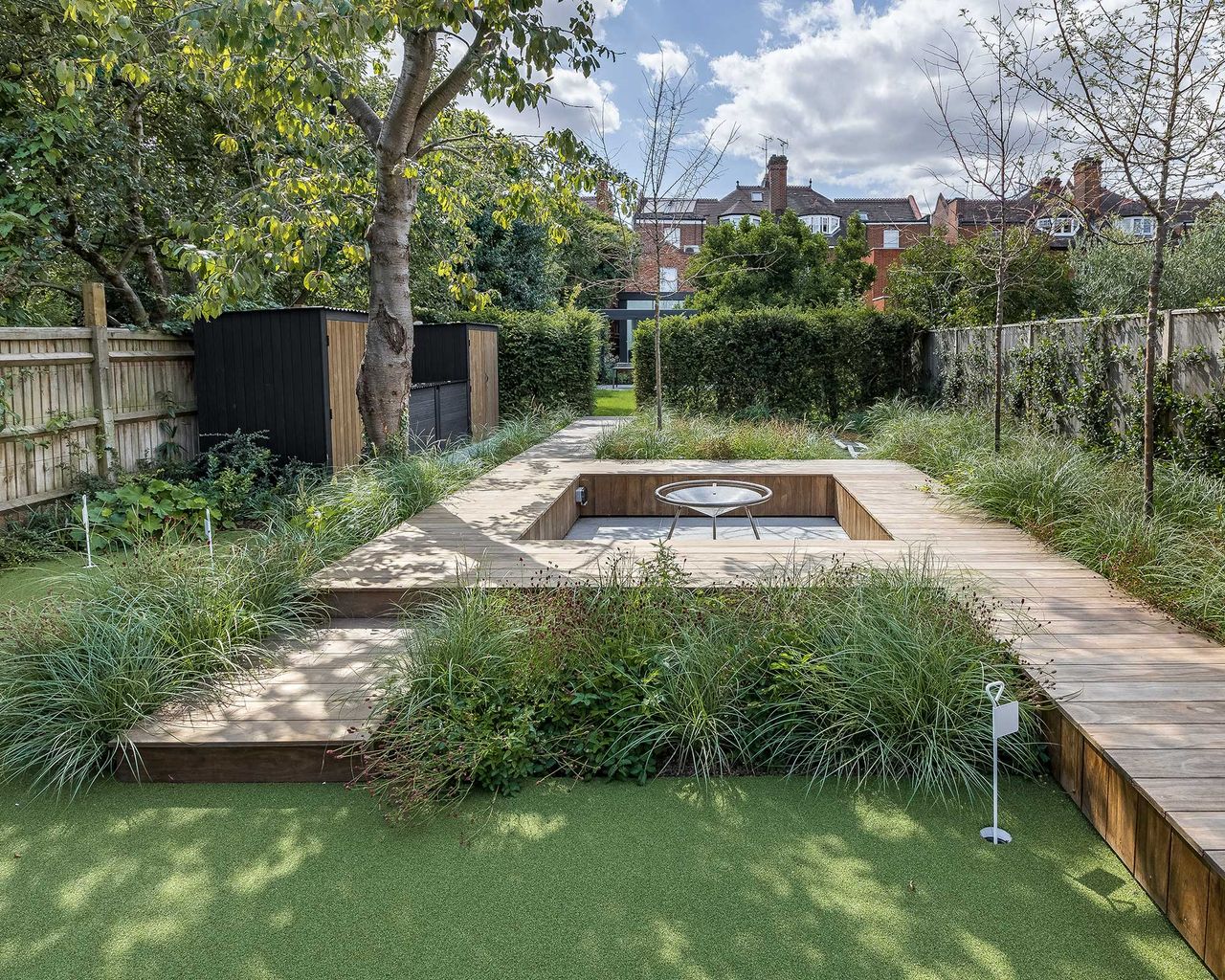 Split-level patio ideas: 12 clever ways to link your spaces | Gardeningetc