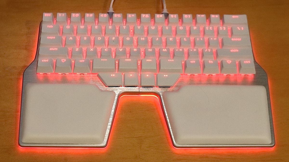Dygma Raise Review: An Easy Split Decision | Tom's Hardware