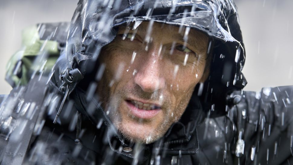 How to stay dry while hiking: our expert tips | Advnture