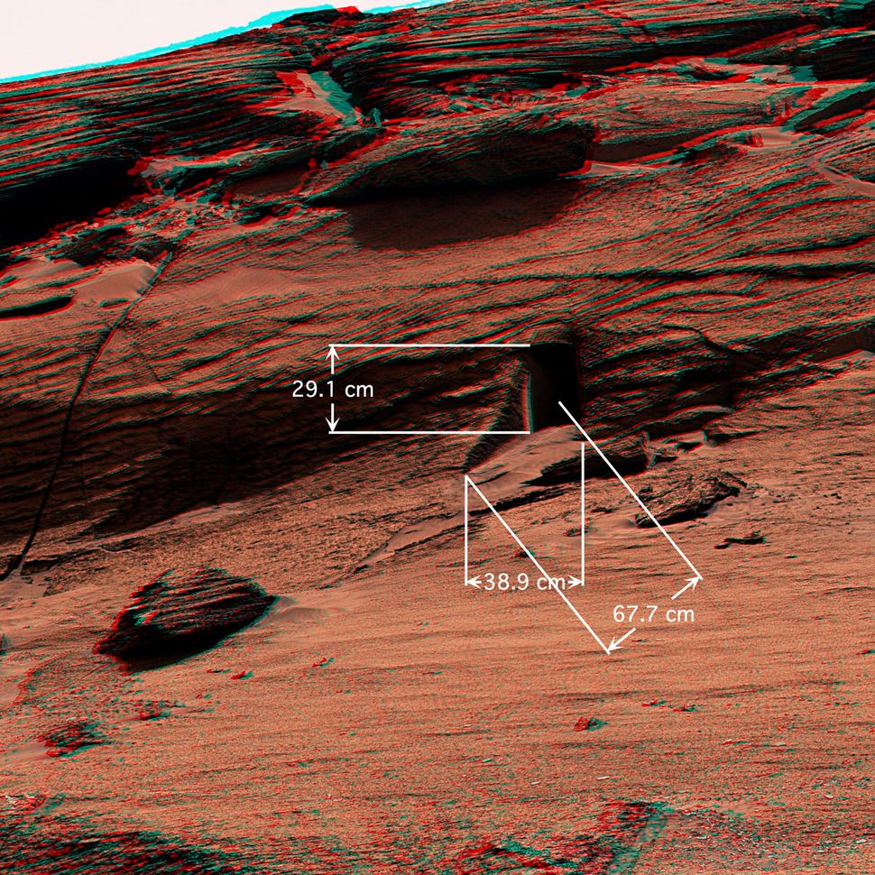 Perseverance Mars rover spots 'shark fin' and 'crab claw' rocks on Red ...