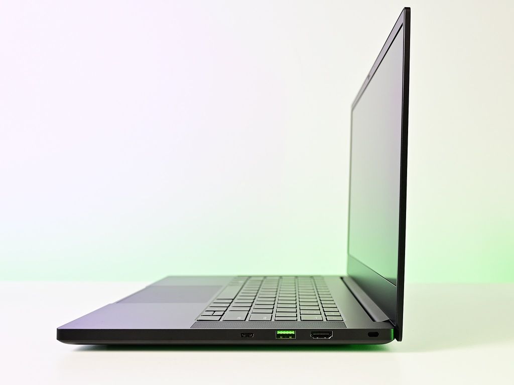 Razer Blade 14 review: Razer's first AMD gaming laptop is insanely ...