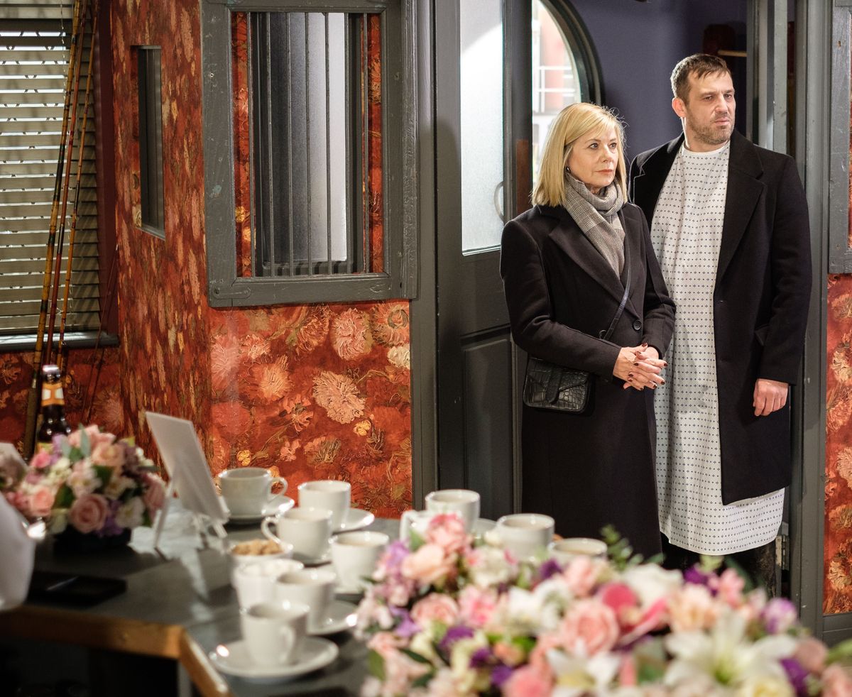 Hollyoaks spoilers: Warren Fox reaches breaking point | What to Watch