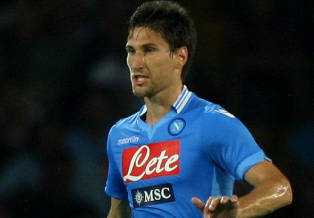 Swansea agree fee with Napoli for Fernandez | FourFourTwo