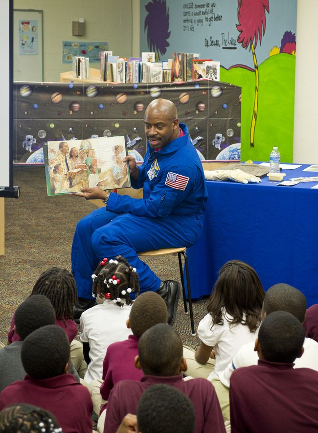 Former NASA astronaut Leland Melvin aims to help the next generation ...