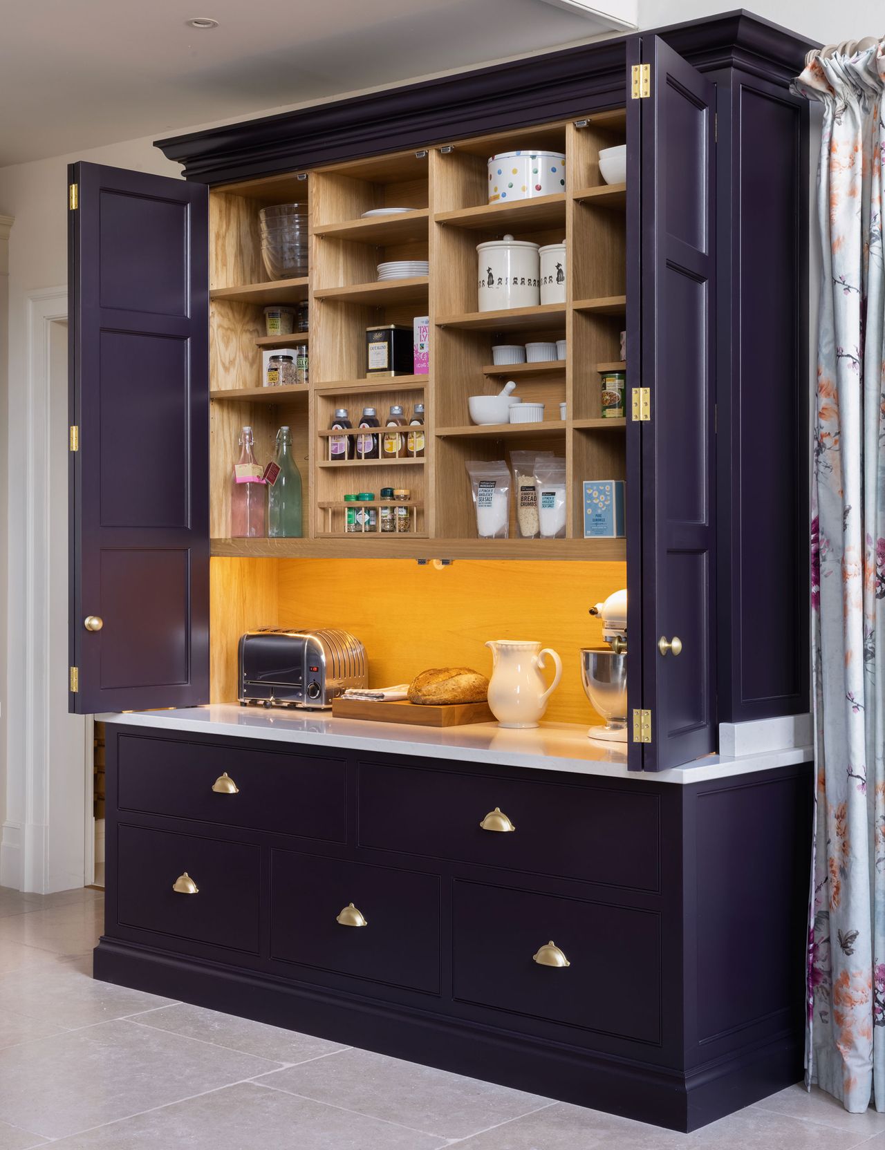 How to design a pantry: 5 ways to create an organized cook space ...