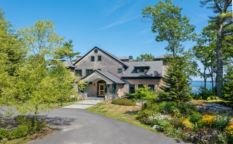 For sale: 6 breathtaking riverside homes | The Week