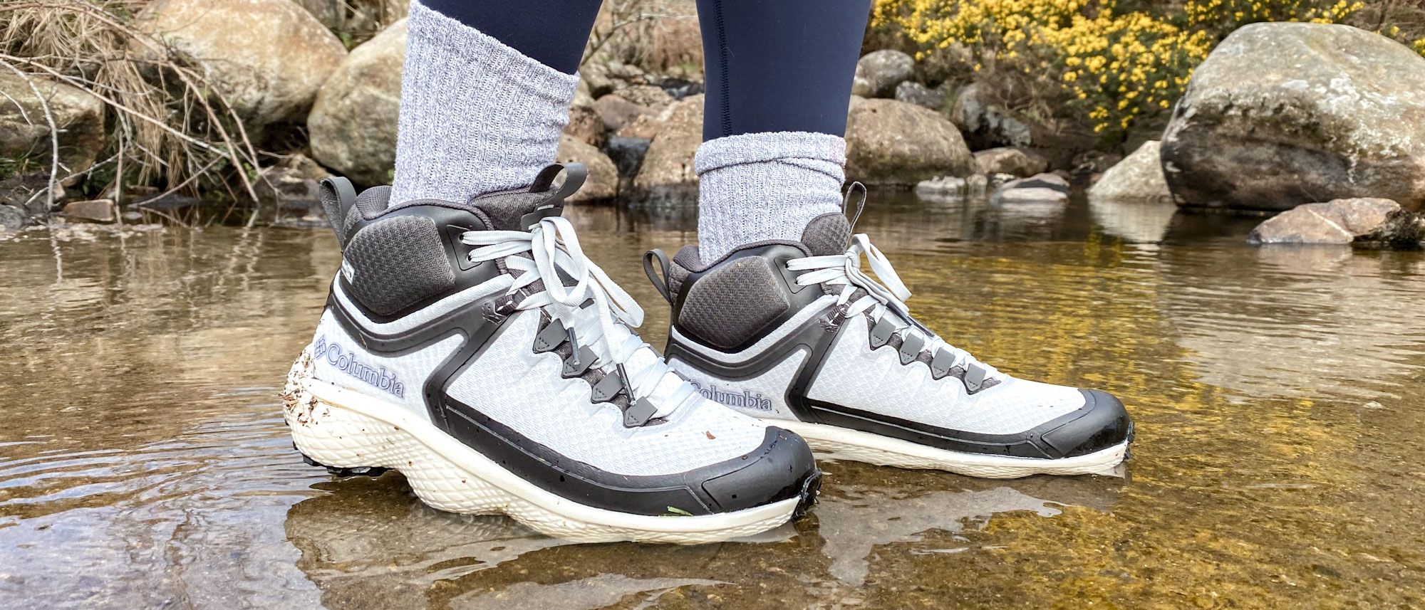 Columbia Escape Thrive Titanium OutDry Mid Shoe hiking boots review ...