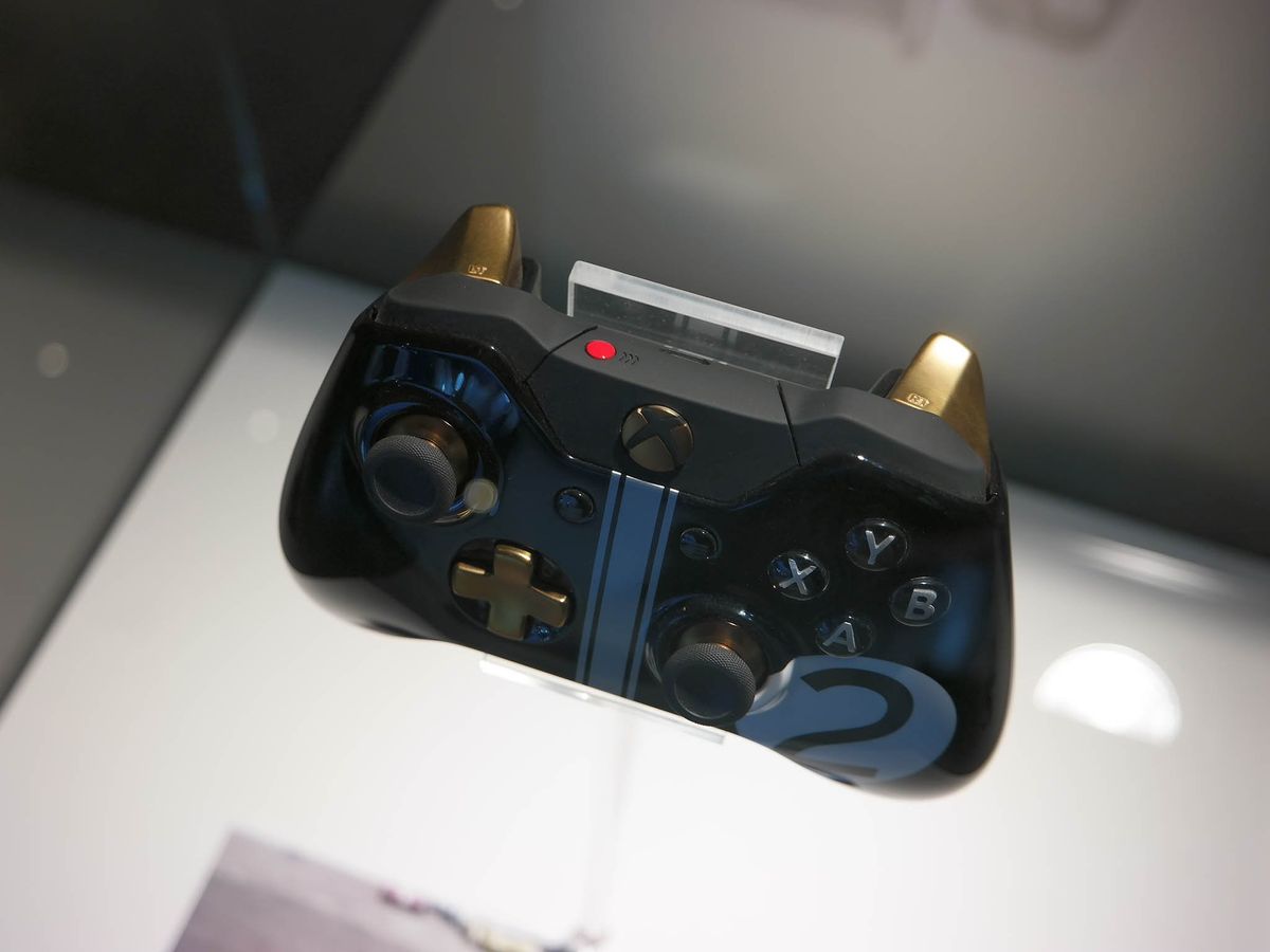 These Ford themed Xbox One controllers look incredible but you can't ...