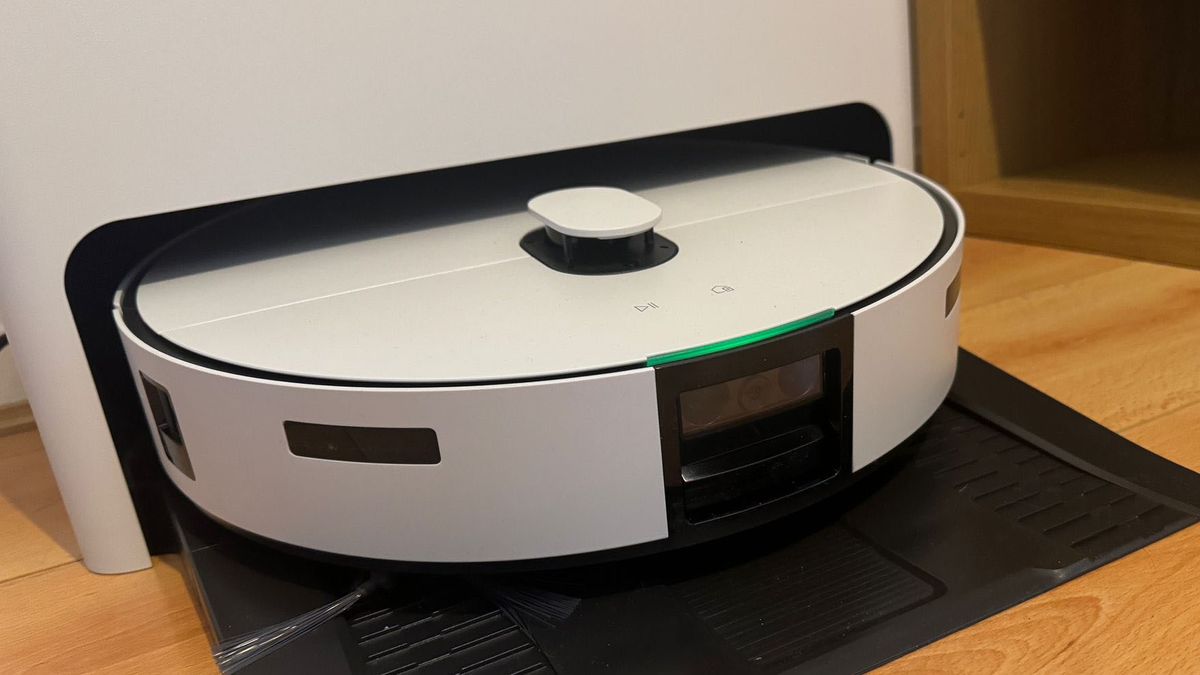 6 cool new robovac features coming your way, from quad bike-style ...
