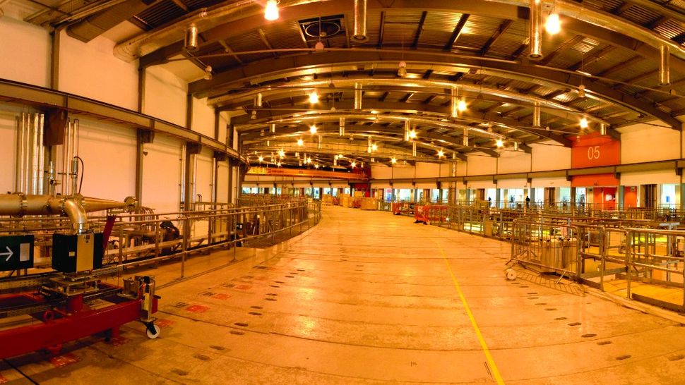 Take a tour of the synchrotron, where electrons reach near light-speed ...