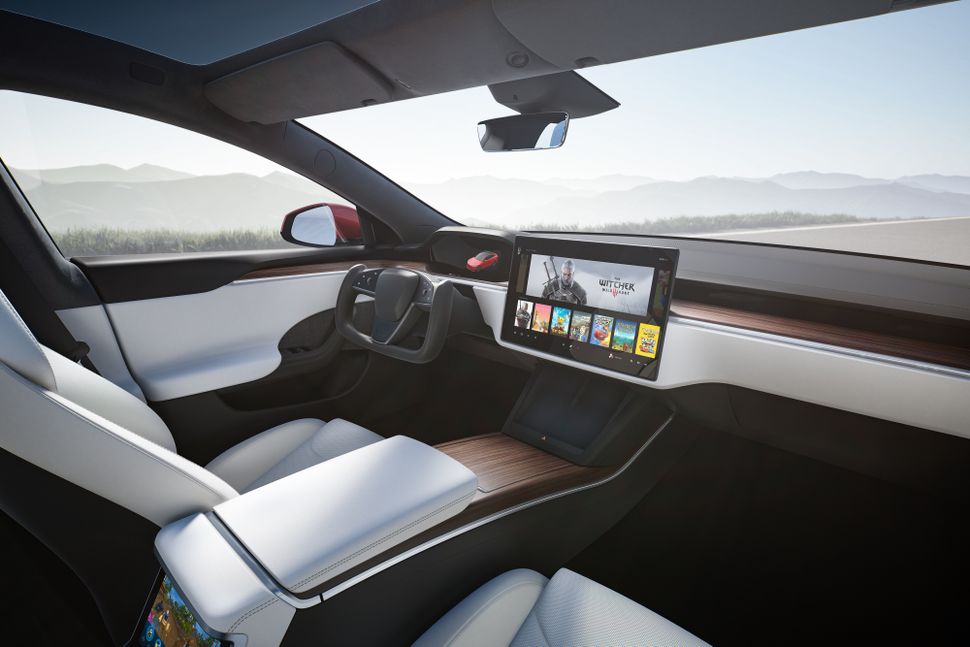 Tesla Model S and X getting touchscreen gear shift — here's how it ...