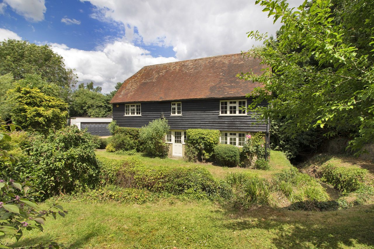 Seven of the most beautiful barn conversions for sale in Britain right ...