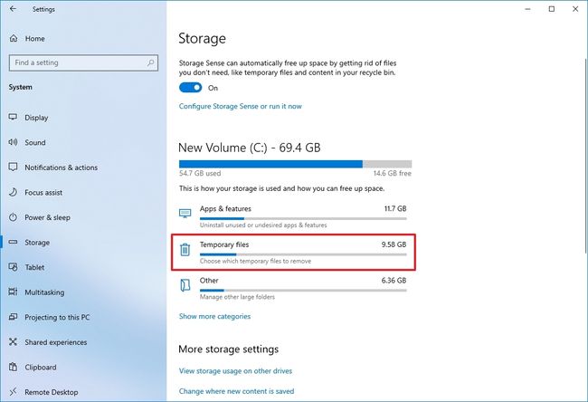 How to reclaim space by reducing size of WinSxS folder on Windows 10 ...
