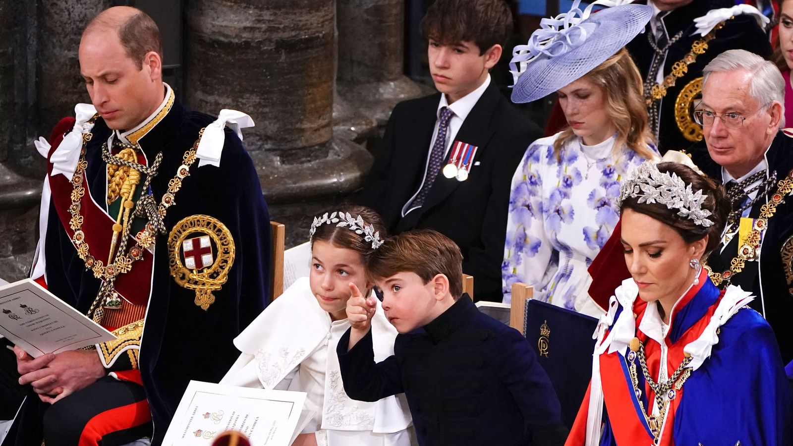 Princess Catherine and Princess Charlotte wear matching tiaras and ...