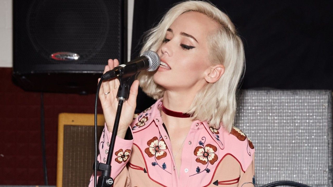 Electro-violinist and songstress Margot Interview 2016 | Marie Claire