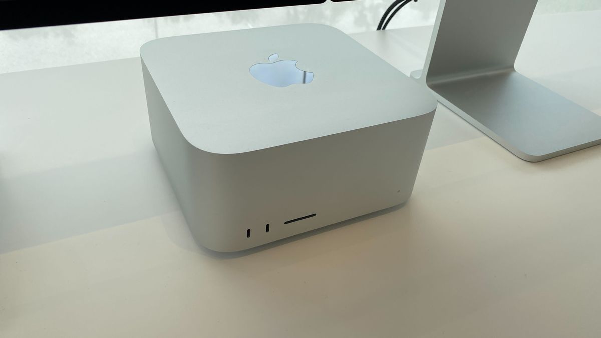 Apple's 24-Core M2 Ultra Combines Two M2 Max Dies, Powers New Mac Pro ...