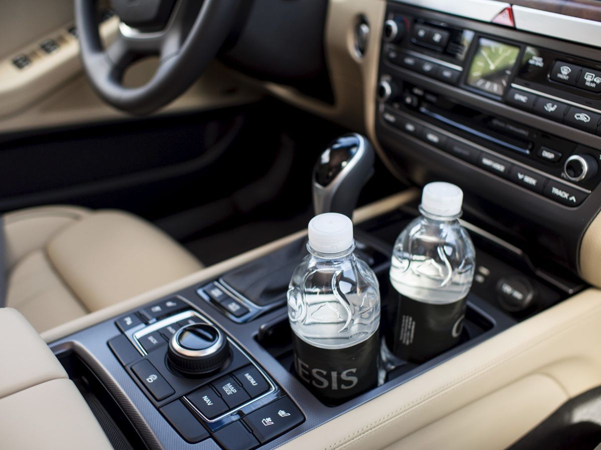 2015 Hyundai Genesis Sedan Atom Infotainment