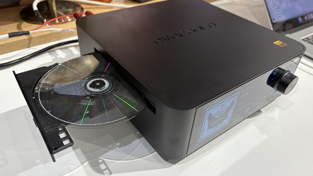 I tried Lorde’s transparent CD in 7 different disc players – but did it ...