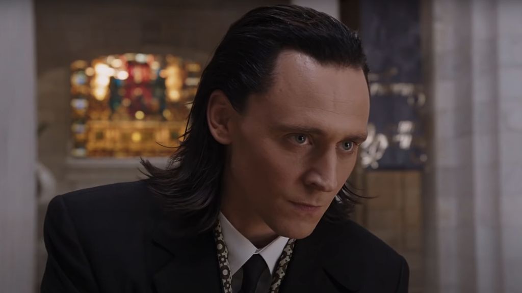 32 Outrageous Things Loki Has Done And Gotten Away With In The MCU ...