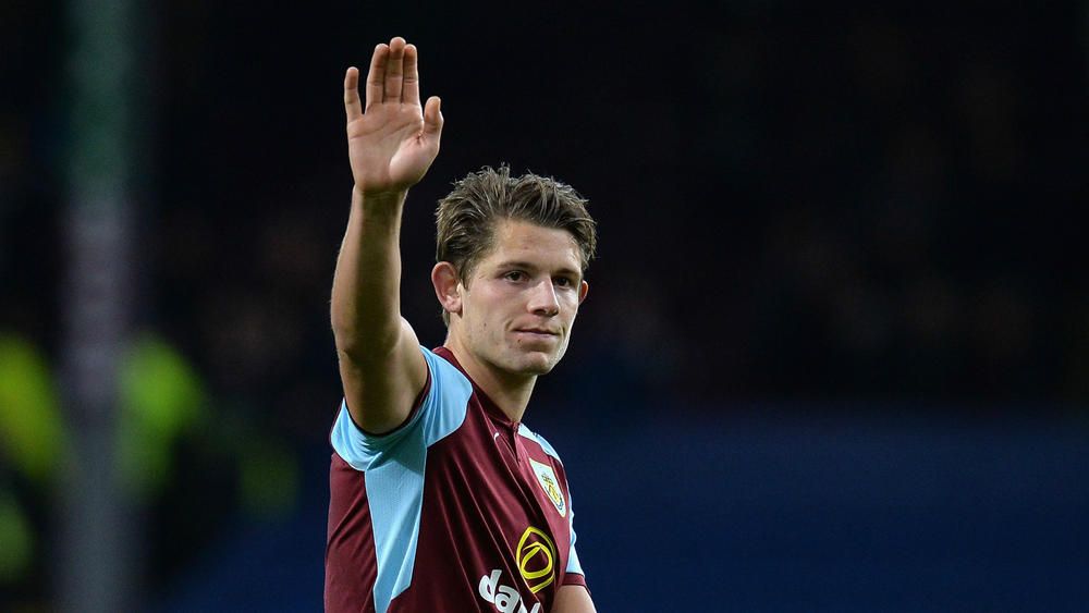 Tarkowski signs new Burnley deal until 2022 | FourFourTwo
