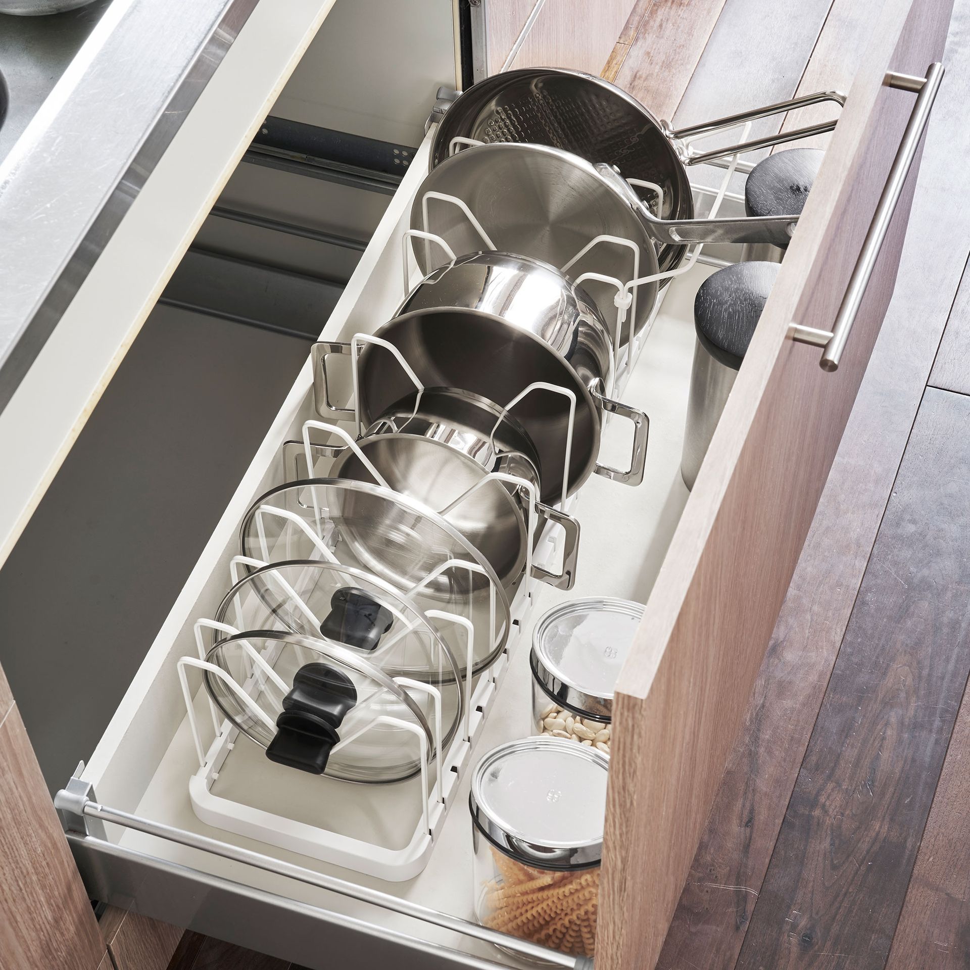 12 tips for organising kitchen drawers | Ideal Home