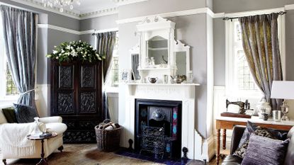 Expert guide to traditional plaster mouldings | Real Homes