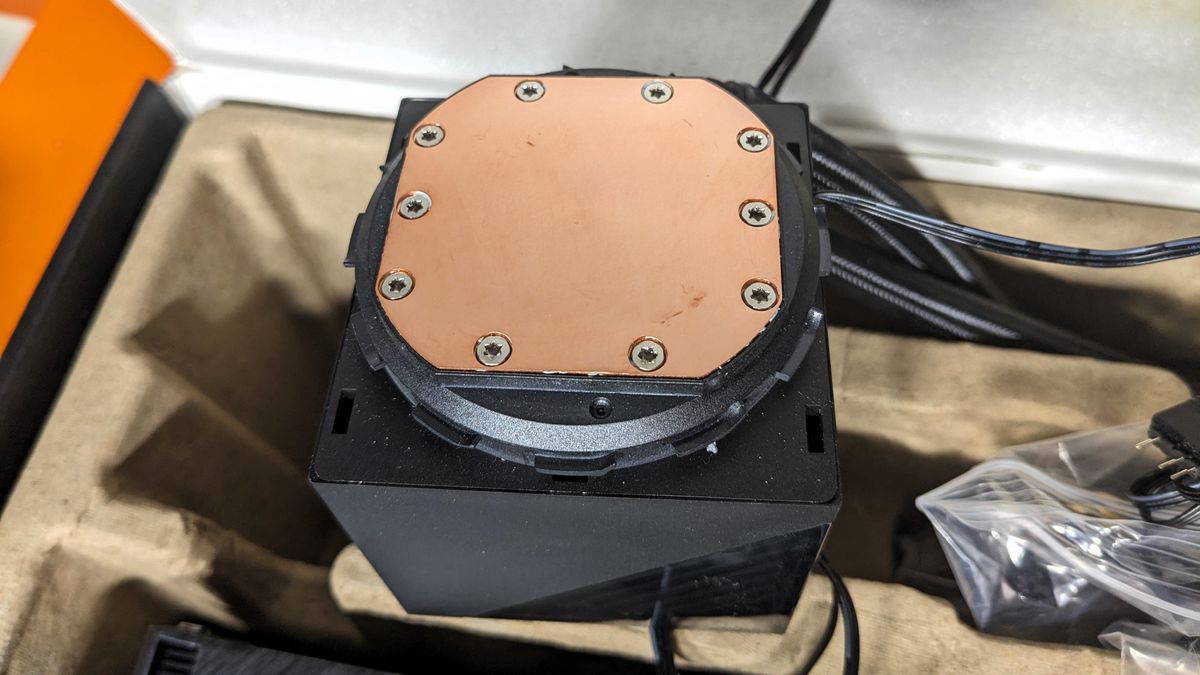 Azza Cube 240 and 360 Review: Budget Price, Decent Performance | Tom's ...