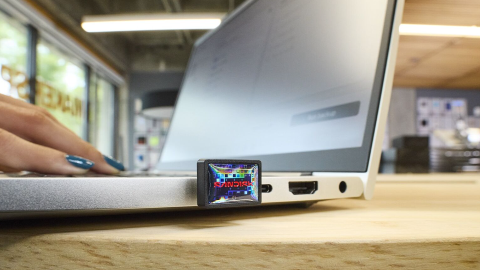 SanDisk’s new flash drive packs 1TB into a plug-and-forget stick that ...