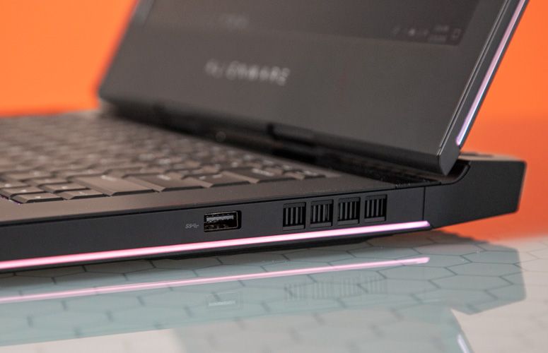 Alienware 15 R4 Review: When Bulk Equals Power | Tom's Hardware
