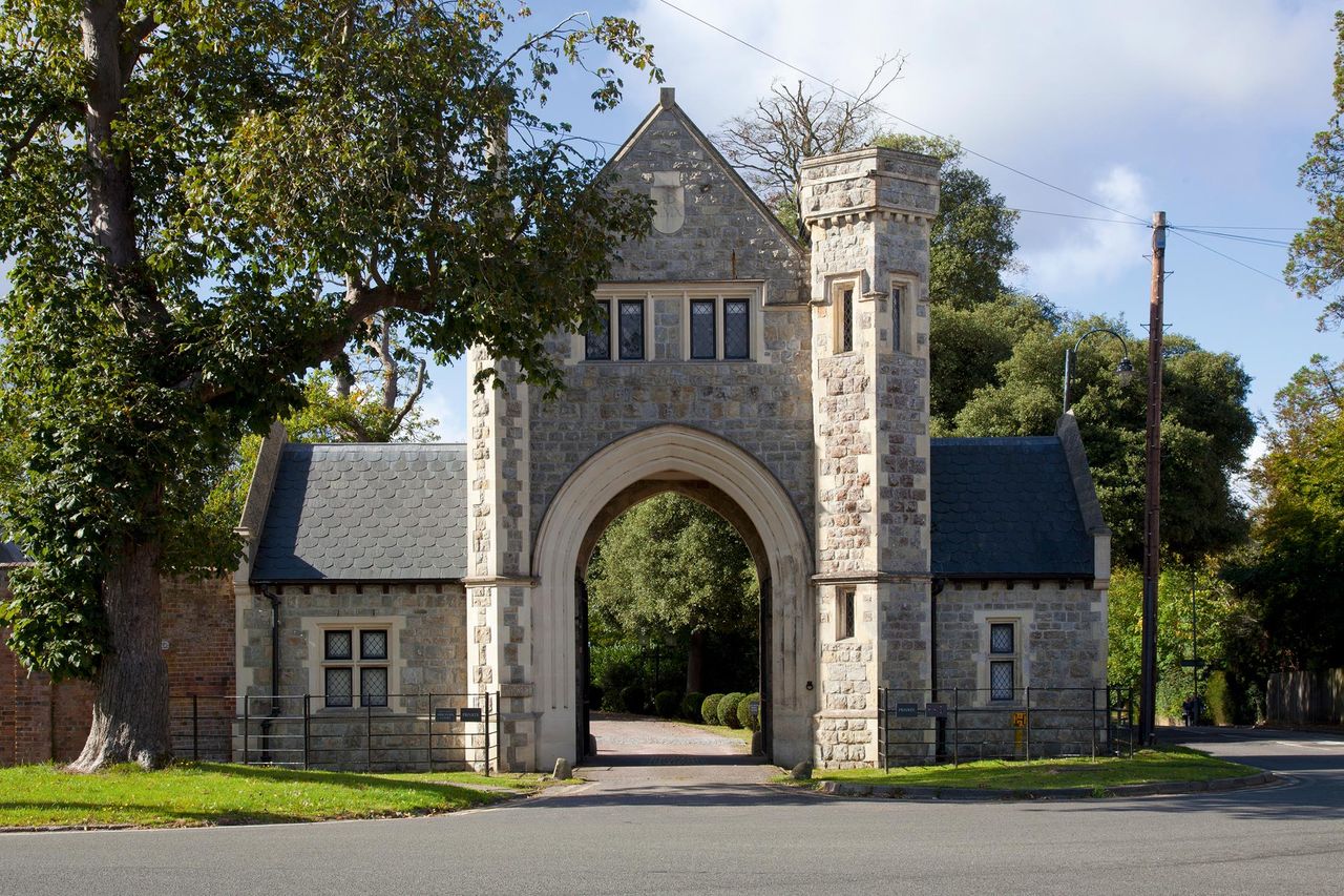 A country house in Kent once battered by storms and neglected by rock ...