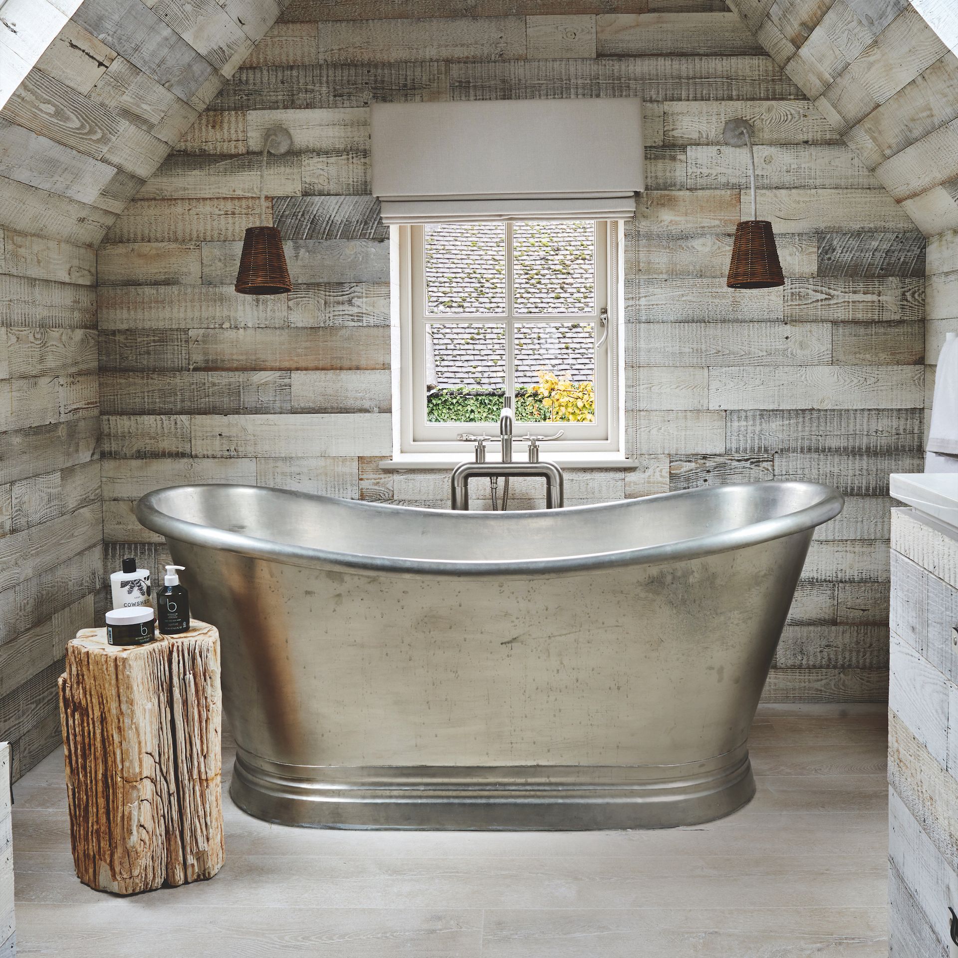 Rustic bathroom ideas for a laidback bathing space | Ideal Home