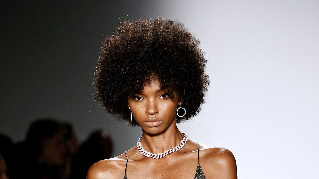 Chebe, an African Plant, Is the Secret to Perfect Curls | Marie Claire