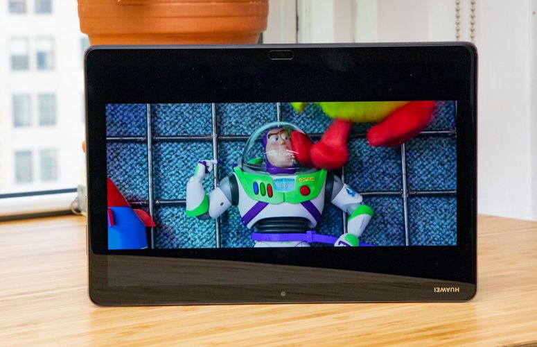 Help Me Laptop: Which 10-Inch Android Tablet Is the Best? | Laptop Mag