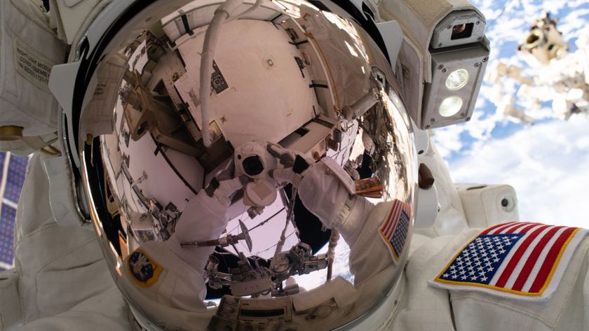 The Spacewalks of Expedition 59 in Photos | Space