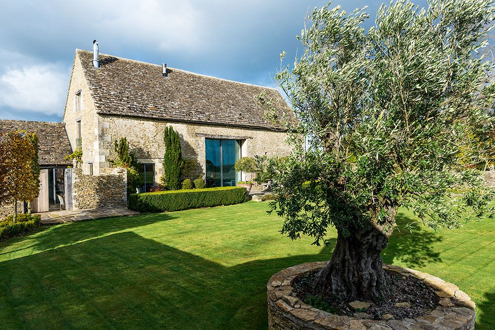 From rural barn to a family home | Real Homes