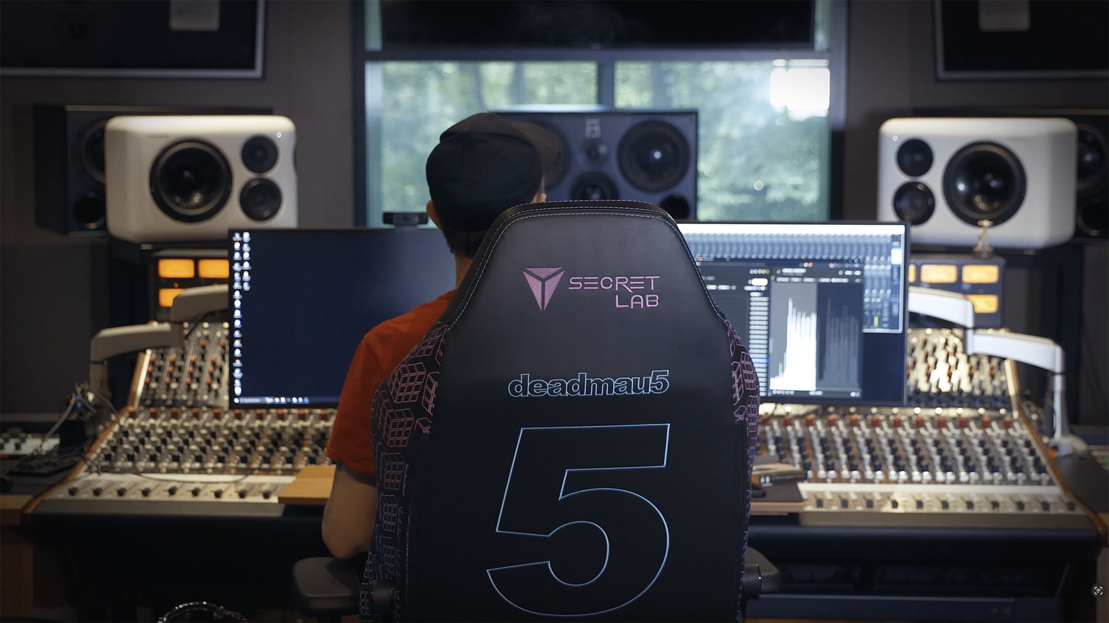 "It's pure analogue": Deadmau5 teams up with Telegrapher for limited ...