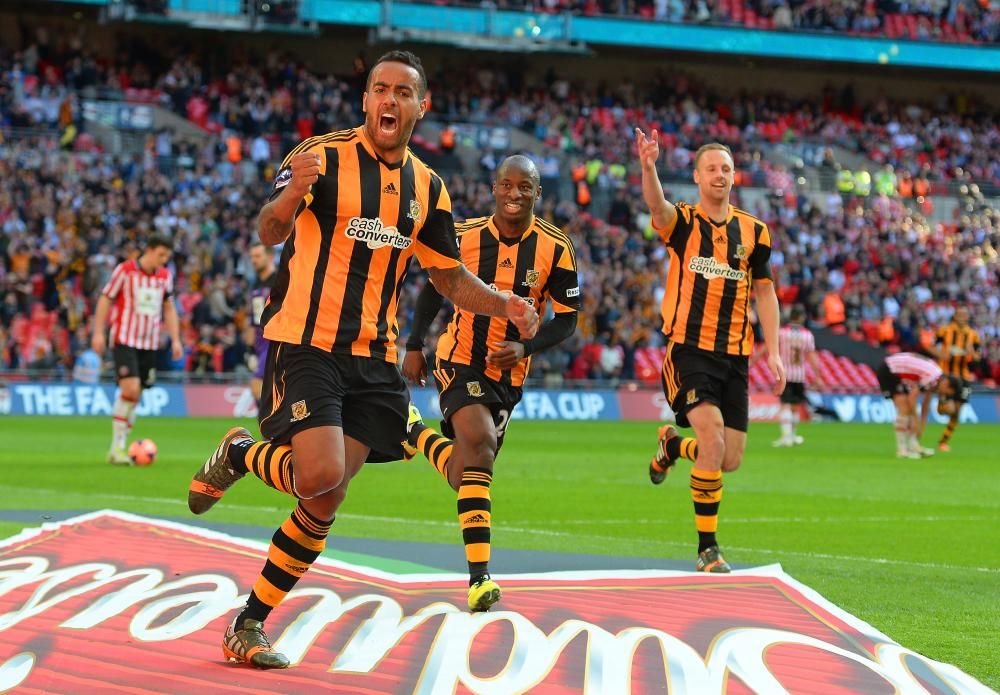 Explained: Why is Tom Huddlestone playing (and scoring) for Manchester ...