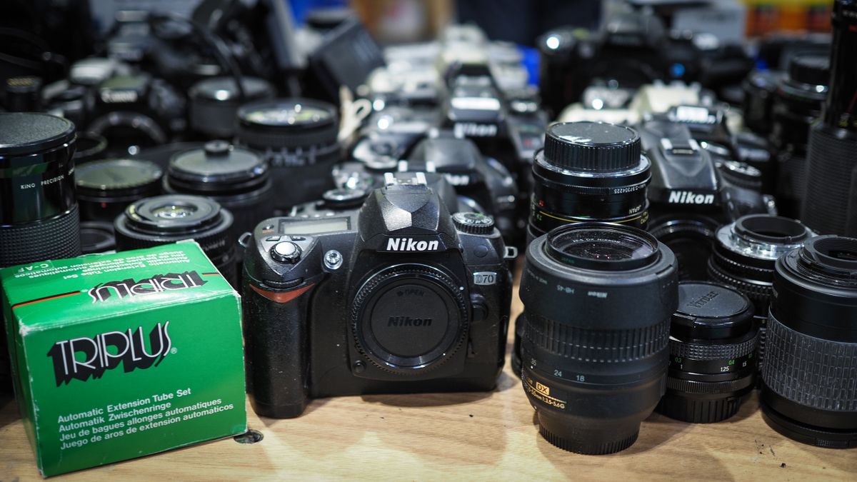 Aladdin's Cave of cameras! Large format, film SLRs, vintage lenses and ...