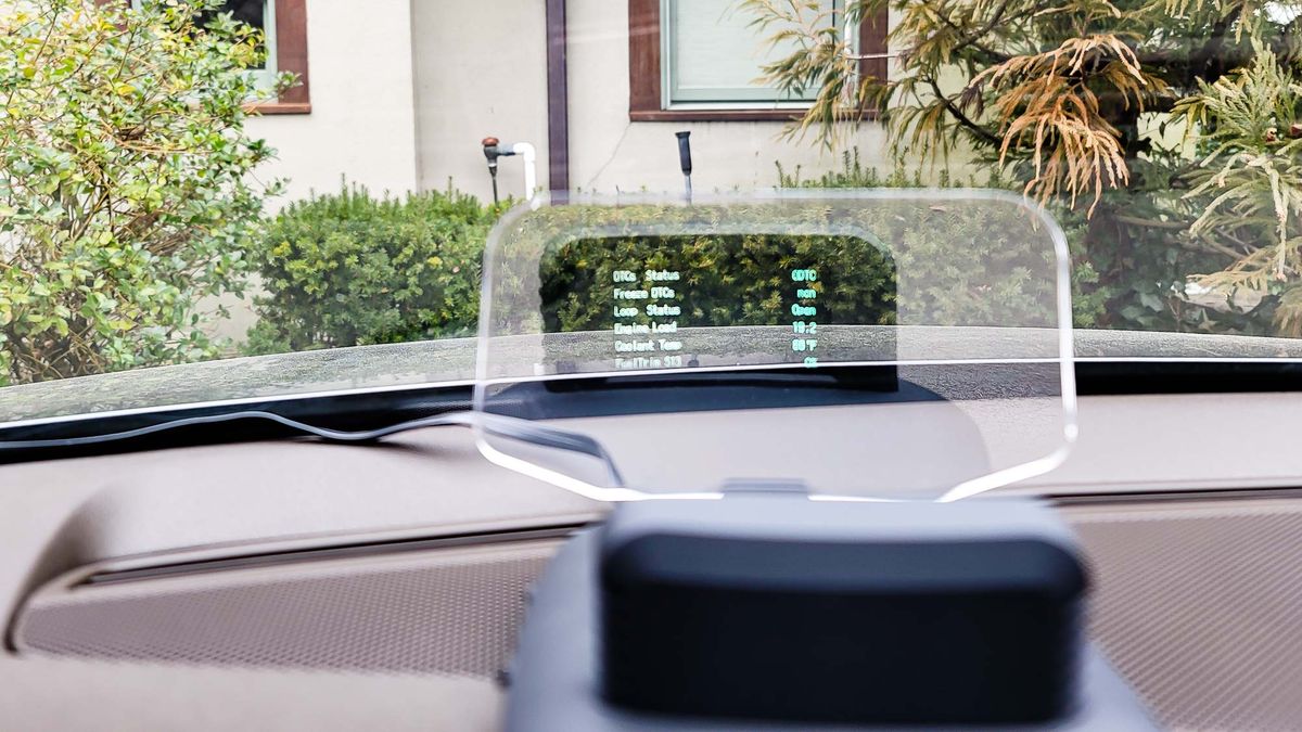Best car heads-up display | Tom's Guide