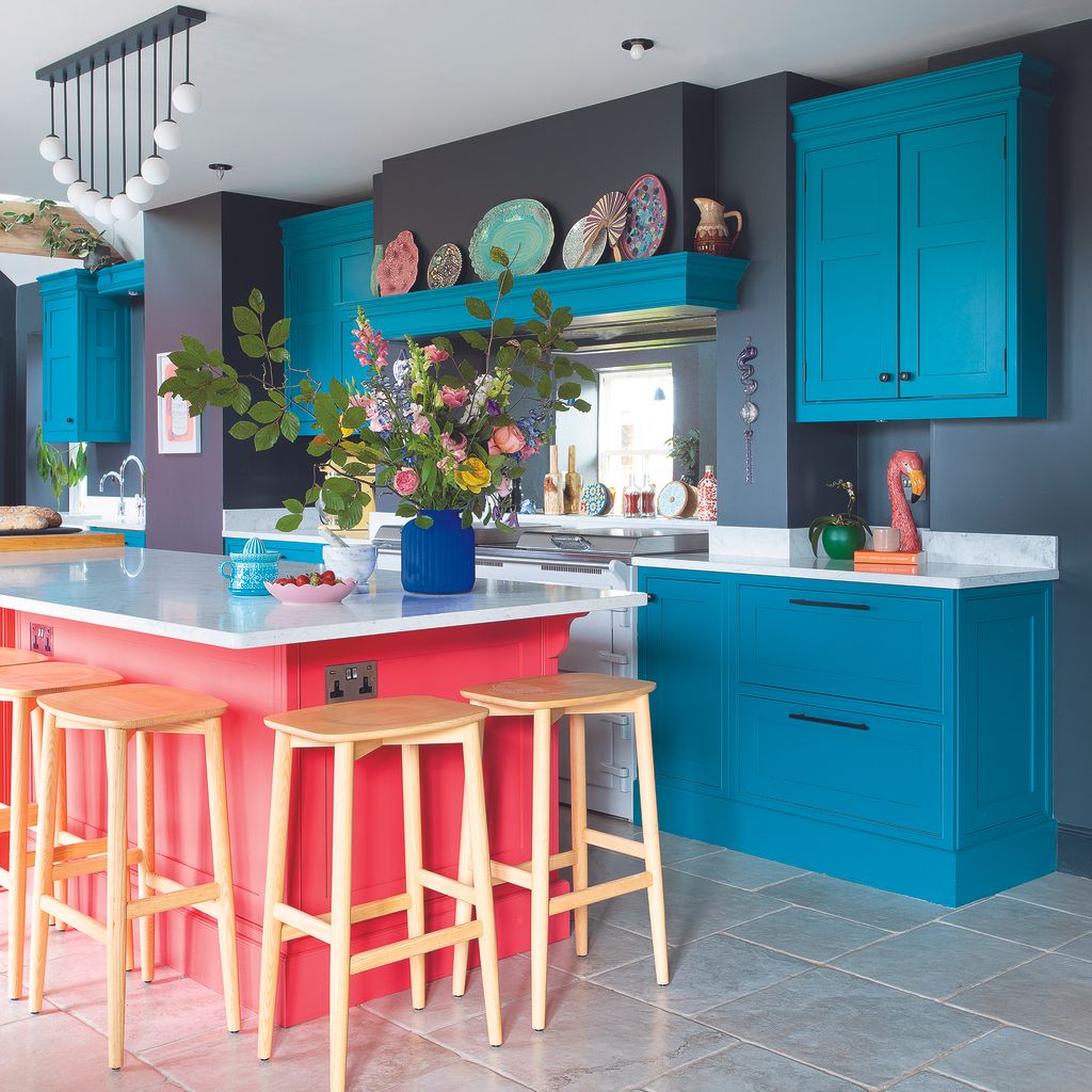 What is a complementary colour scheme? | Ideal Home