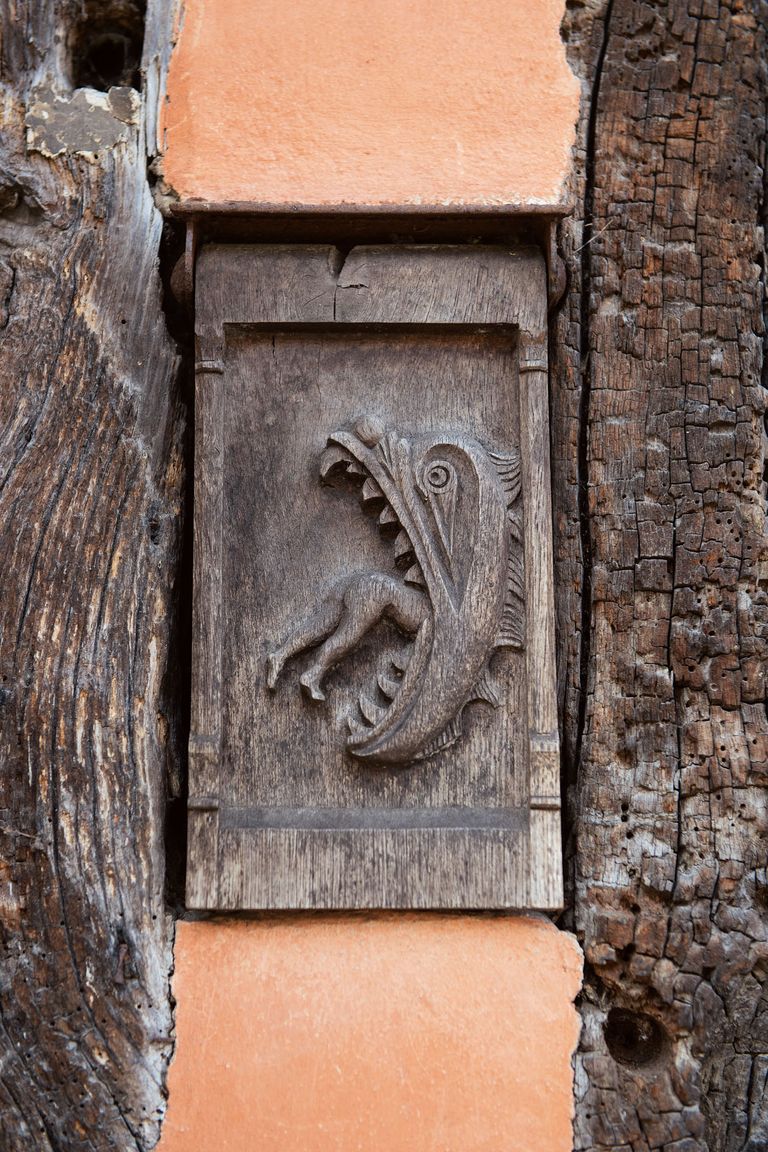 What it's like to live in the world's most famous crooked house ...