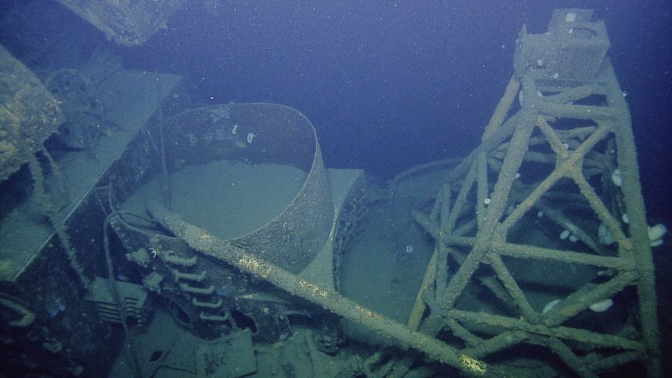 In Photos: Dive to USS Independence Wreck | Live Science